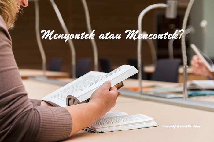 Menyontek Atau Mencontek, Mana Yang Benar Menurut KBBI?